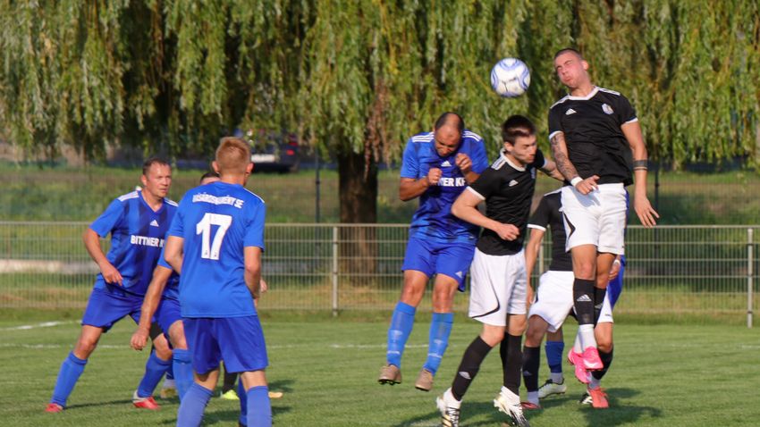 SZON - „Lógó orral kell ülnünk az öltözőben.”