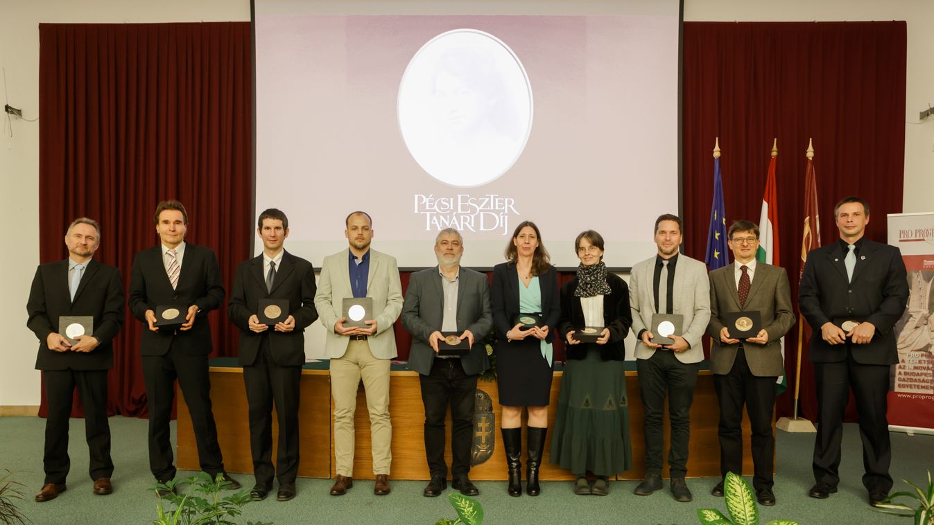 Pécsi Eszter tanári díjat vehetett át a nyíregyházi Zsigó Zsolt