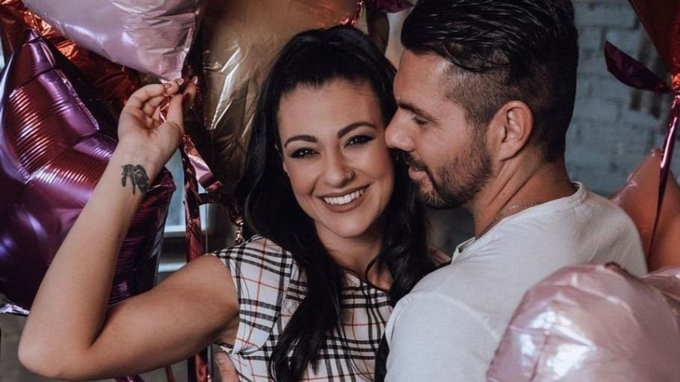 SZON - A pletykák szerint ezért került válságba Stana Alexandra és ... SZON - A pletykák szerint ezért került válságba Stana Alexandra és ...