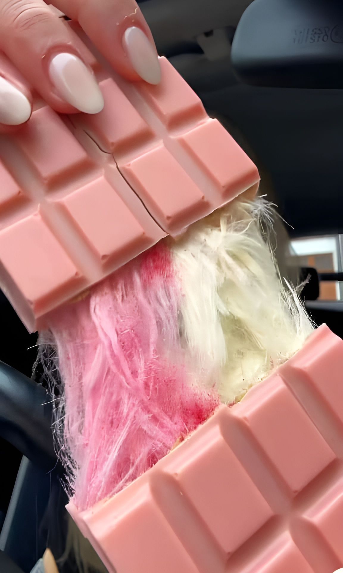 Dubai csoki: üdítős dobozba zárt édesség