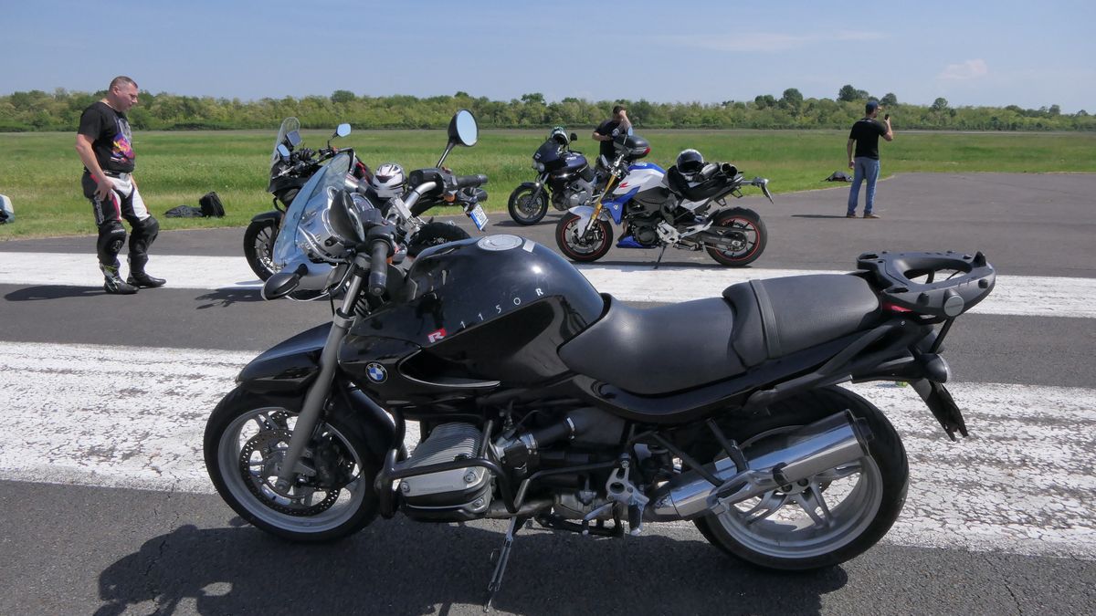 A motorok között népszerűek a korosabb modellek, az ár is csökkent ...