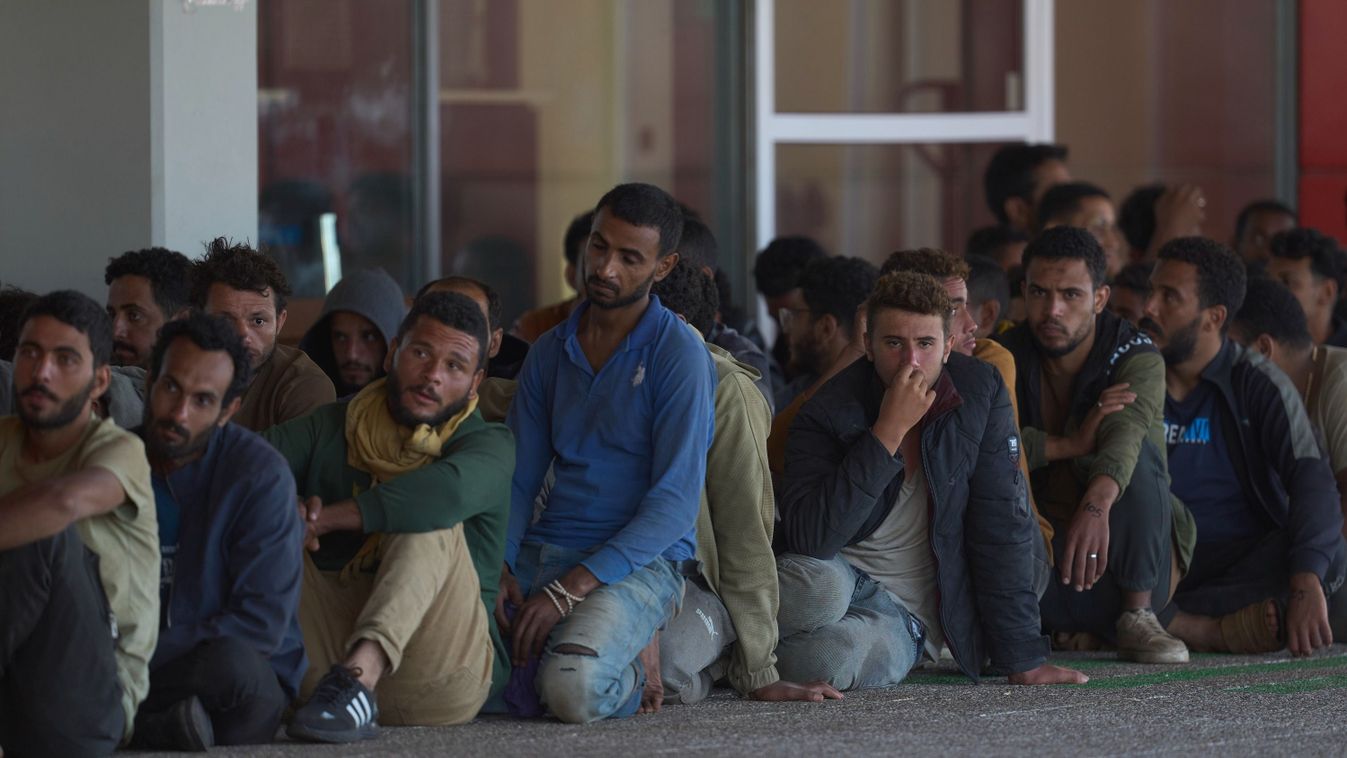 Merz szigorítást ígért, mégis özönlenek a migránsok Németországba