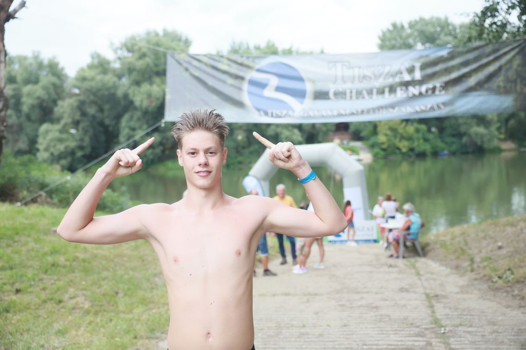 Tiszai Challenge: nyílt vízi úszóversenyt rendeztek Gávavencsellőn