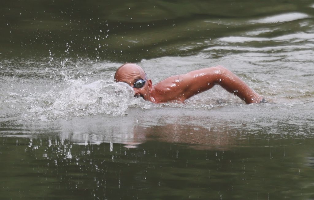 Tiszai Challenge: nyílt vízi úszóversenyt rendeztek Gávavencsellőn