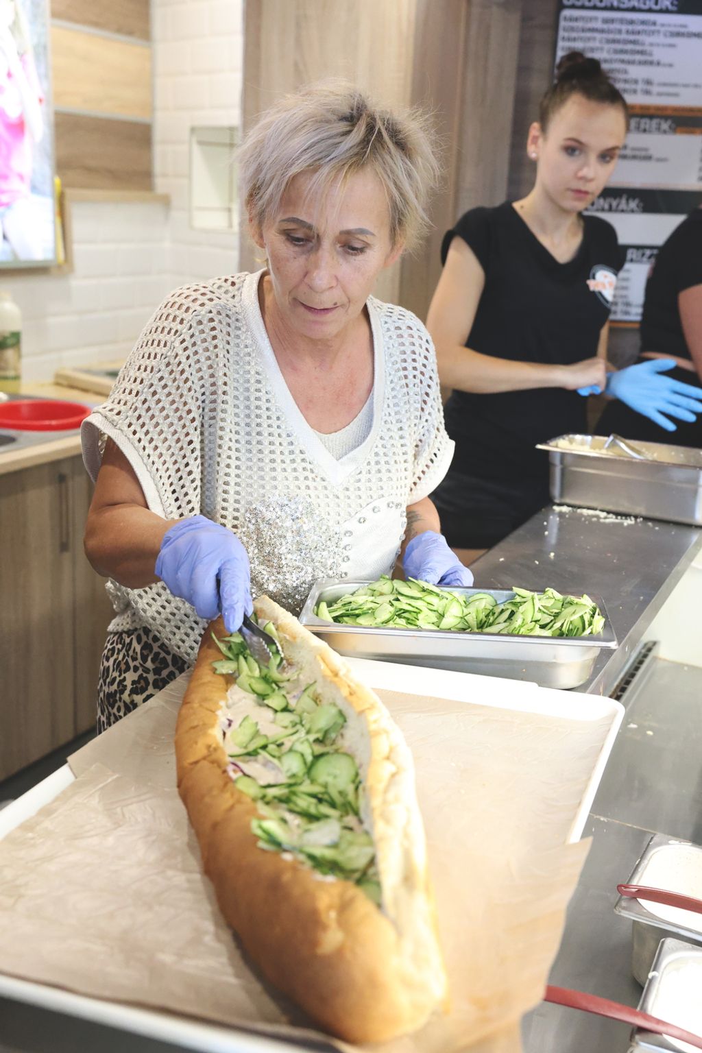 Gyros rekordkísérletre érkezett a világ legerősebb családja Nyíregyházára