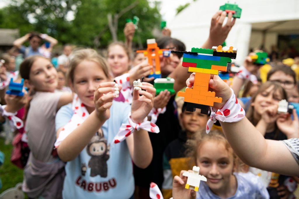 Nyíregyházi LEGO gyár: a játék világnapján 1500 gyerek játszhatott a ...